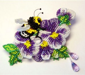 Amazing alive brooches by Lubov | Beads Magic