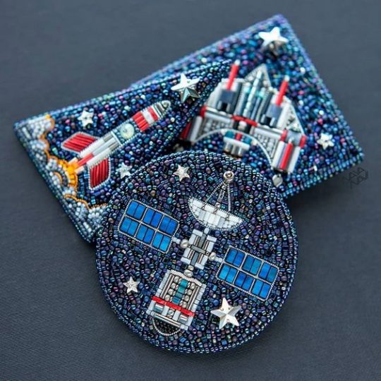 Beautiful beadwork in space and sci fi style | Beads Magic