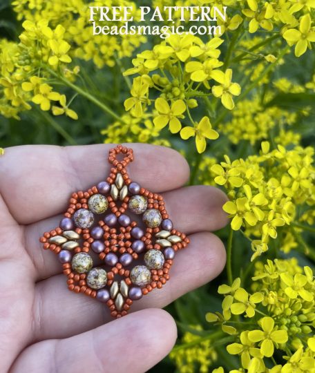 Free beading pattern for pendant Elowen | Beads Magic